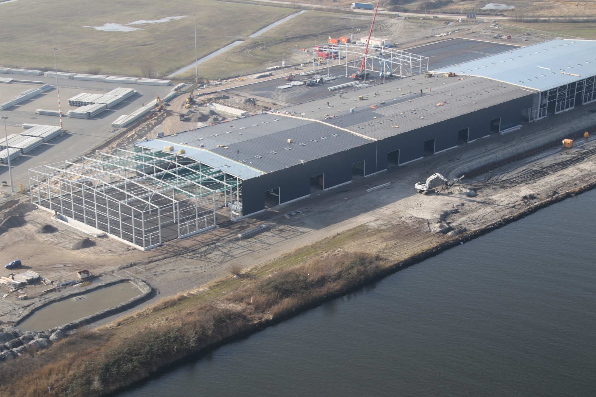 Commodity Centre Netherlands Falcon BV - m3